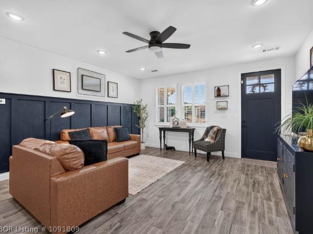 1215 Lavender Road