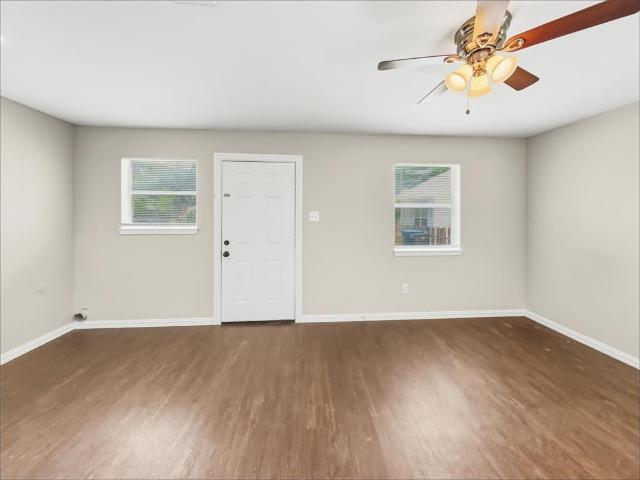 1215 Lowe Street