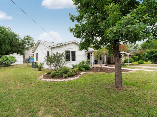 1215 payne ave