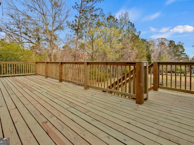 1215 Persimmon Way