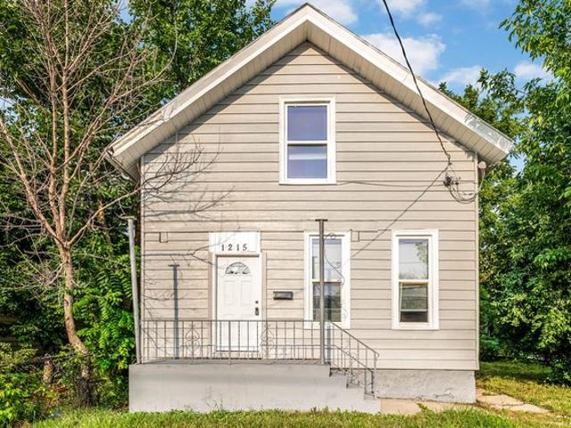 1215 Racine St, Racine, WI 53403