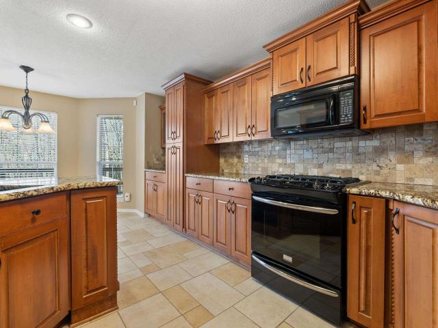 1215 River Oaks Drive