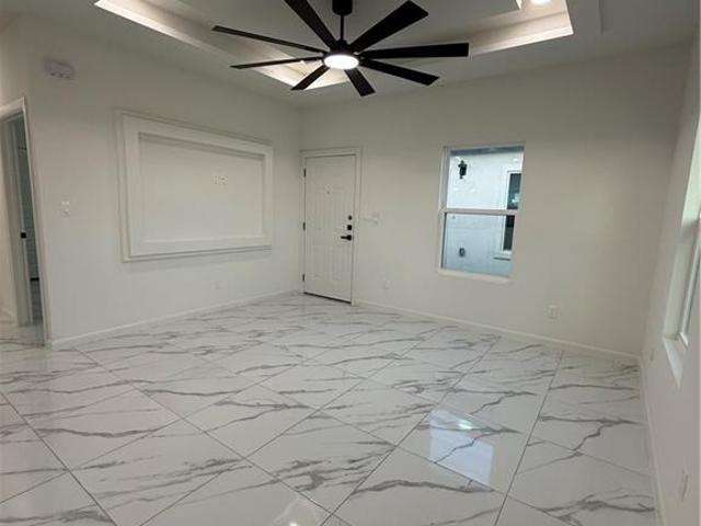1215 Rosewood Lane 2