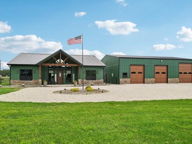 1215 Rs County Road 2300, Emory, TX 75440