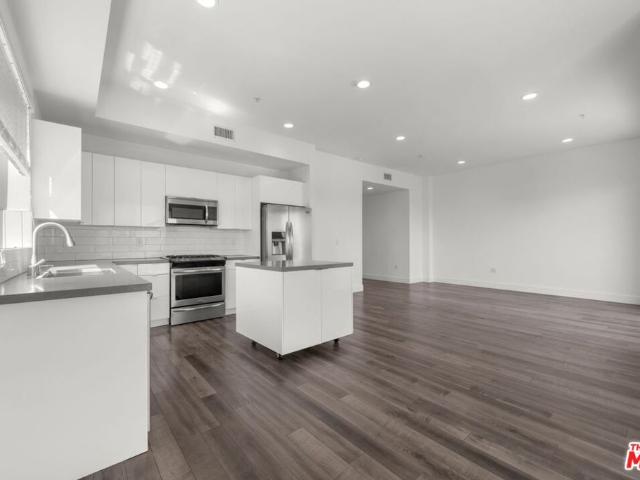 1215 S Bedford Street 501