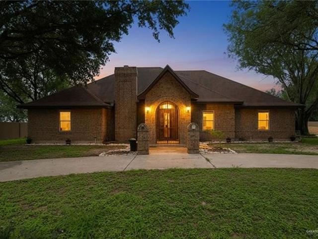1215 Sioux Rd, Alamo, TX 78516