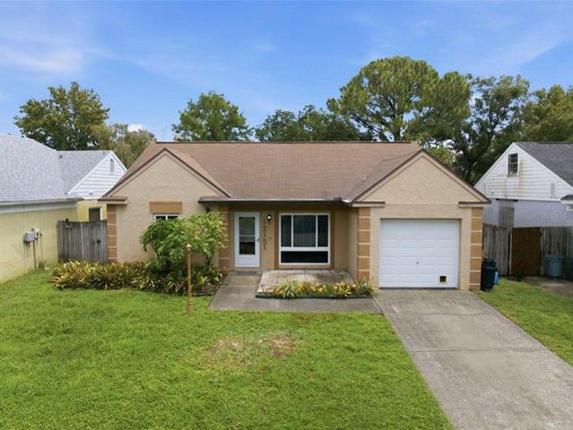 1215 th St, Largo, FL 33773