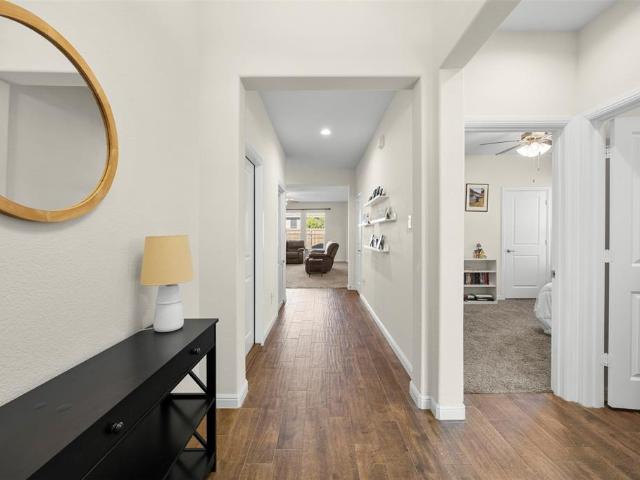 1215 Tiburon Trail