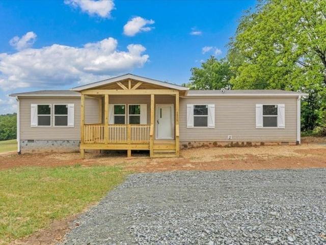 1215 Tripple Creek Rd, Rocky Mount, VA 24151