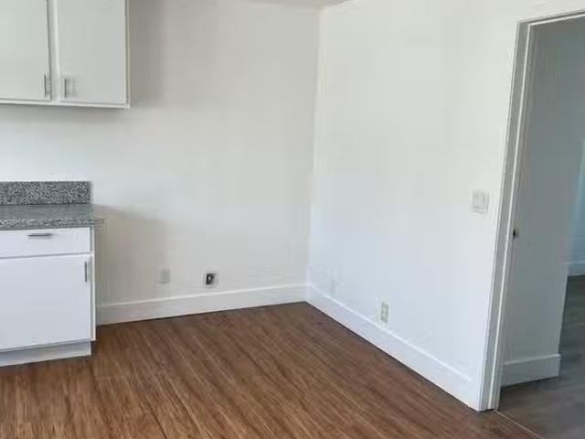 1215 W L St, Unit Unit 2 Houses in Wilmington, CA