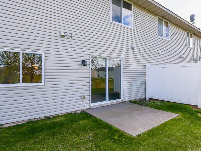 1215 West Edge Place