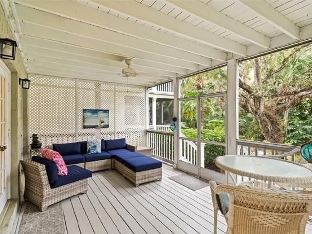 1215 Winding Oaks Cir E Apt 403, Vero Beach, FL 32963