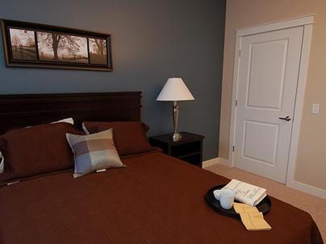 $1215 / 2br You have to see it to believe it. Best in Bloomington. Bloomington, IN Indiana University map