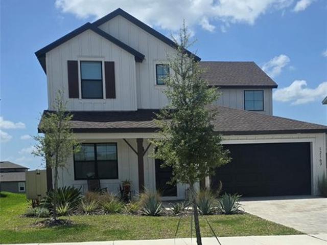 12163 Stirrup Dr, Dade City, FL 33525