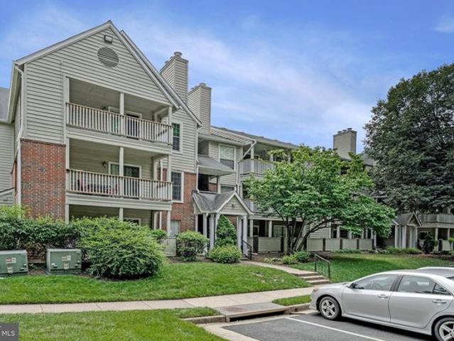 12165 Penderview Ter Apt 1028, Fairfax, VA 22033