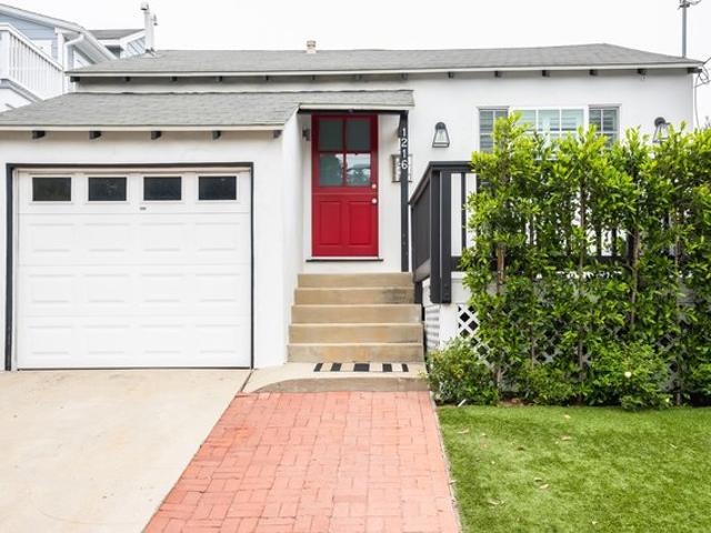 1216 N Ardmore Ave, Manhattan Beach, CA 90266