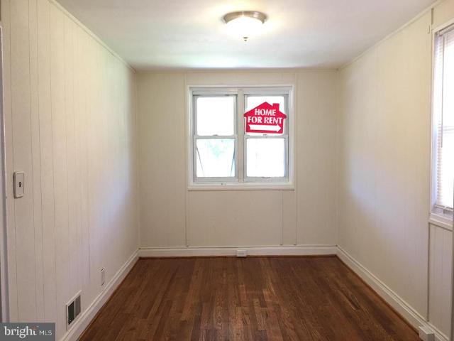 1216 N Augusta Avenue