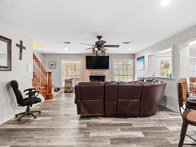 1216 N Walker Road