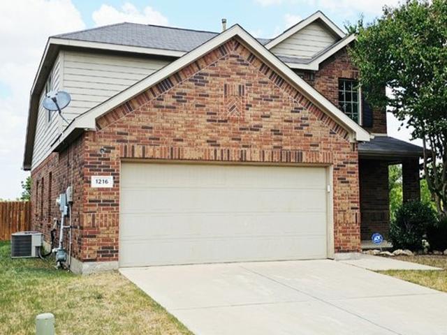 1216 Artesia Dr, Fort Worth, TX 76052