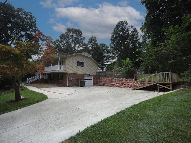 1216 Balmoral Drive