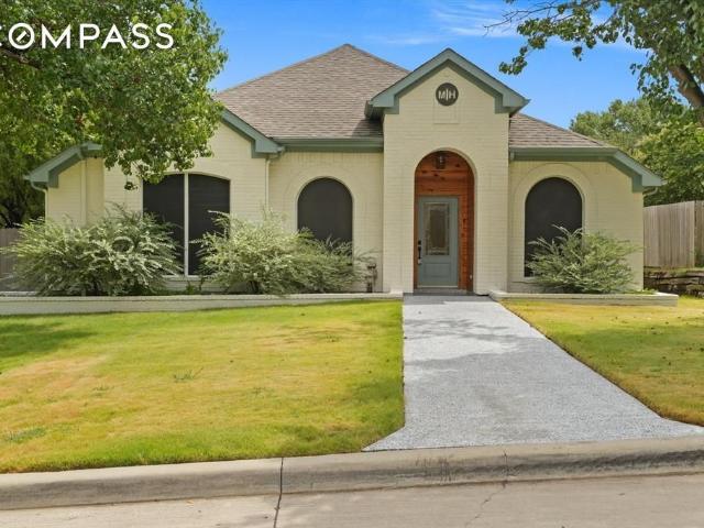 1216 Bold Forbes Dr, Grand Prairie, TX