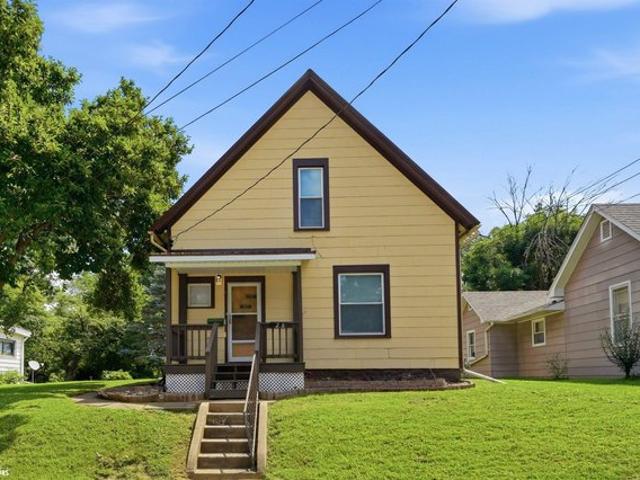 1216 Doemland St, Burlington, IA 52601