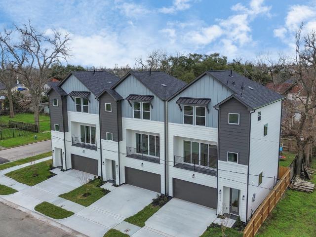 1216 English Street