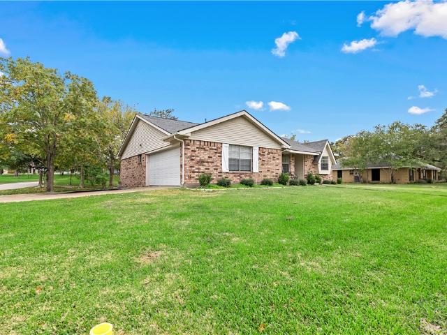 1216 Glade St, College Station, TX 77840 | MLS #26001