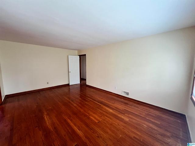 1216 Graymont Avenue W