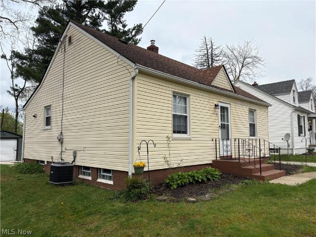 1216 Hardesty Boulevard