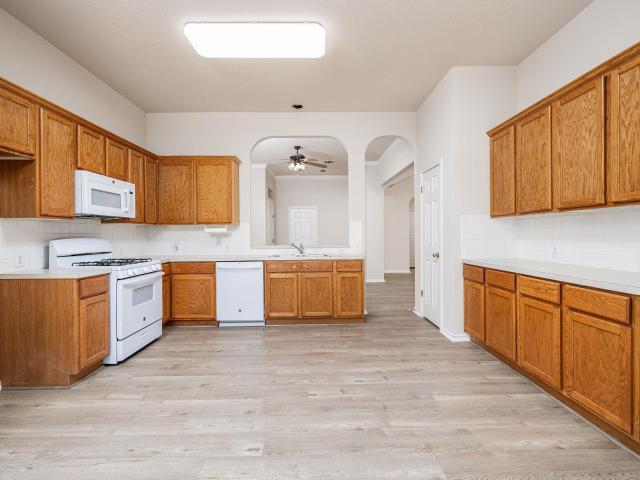 1216 Heppner Dr