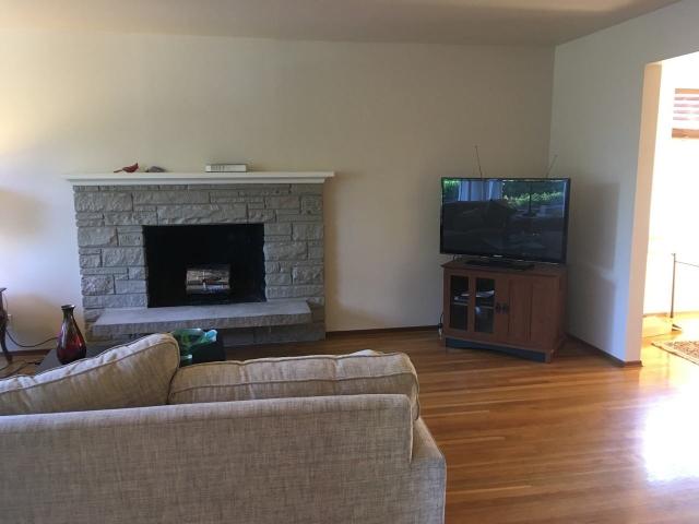 1216 JR HALVERSON 3 Bedroom Apartment for Rent at 1216 Ne 89th St, Seattle, WA 98115 Maple Leaf