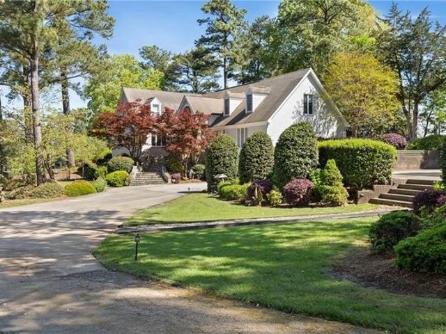 1216 Lawrence Grey Dr, Virginia Beach, VA 23455