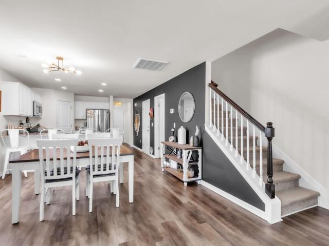 1216 Paramount Drive