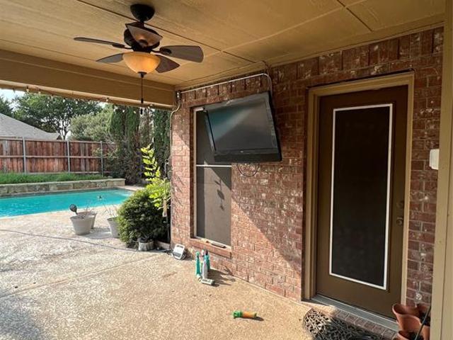 1216 Pleasant Oaks Drive