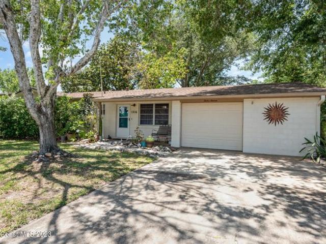 1216 Pollyanna Dr, Titusville, FL 32796