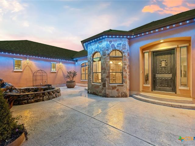 1216 Porto Point