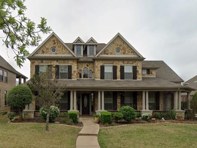 1216 Queen Peggy Ln, Lewisville, TX 75056