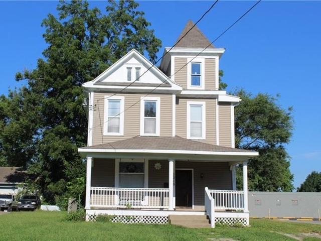 1216 S Main St, Independence, MO 64055