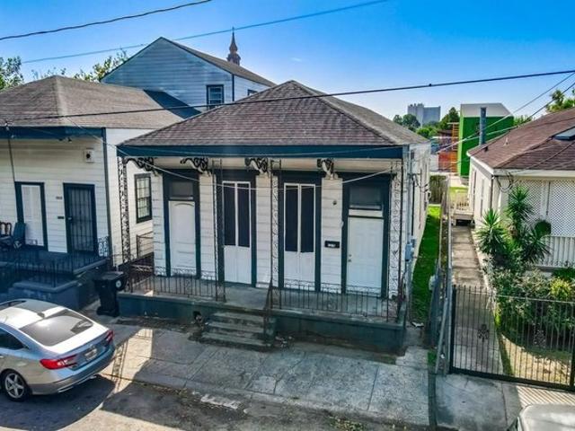 1216 Simon Bolivar Ave, New Orleans, LA 70113