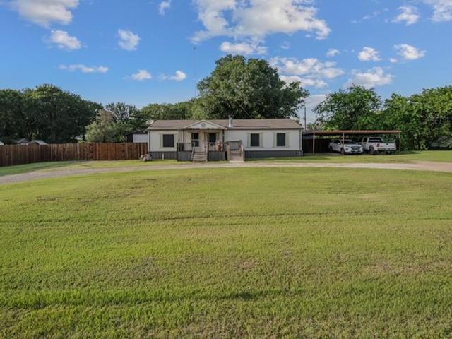 1216 Terry Dr, Willow Park, TX 76008