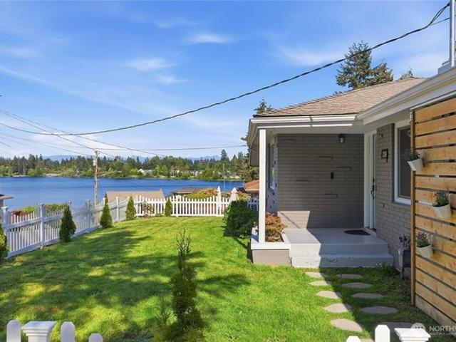 1216 th Pl SE, Everett, WA 98208