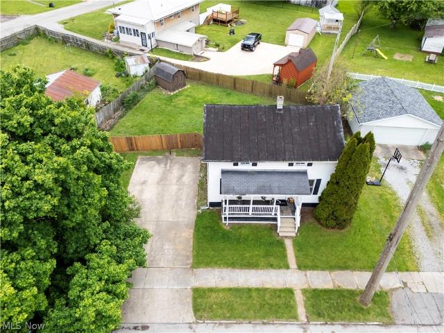 1216 Troy Road