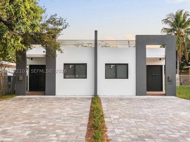 1216 1 NE 112th St, Miami, FL 33161