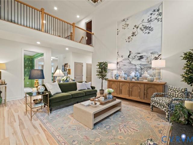 12171 Pin Oak Loop