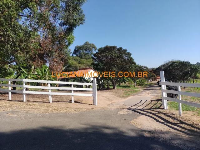12174 Fazenda/Sítio/Chácara para venda possui 130000 metros quadrados com 4 quartos