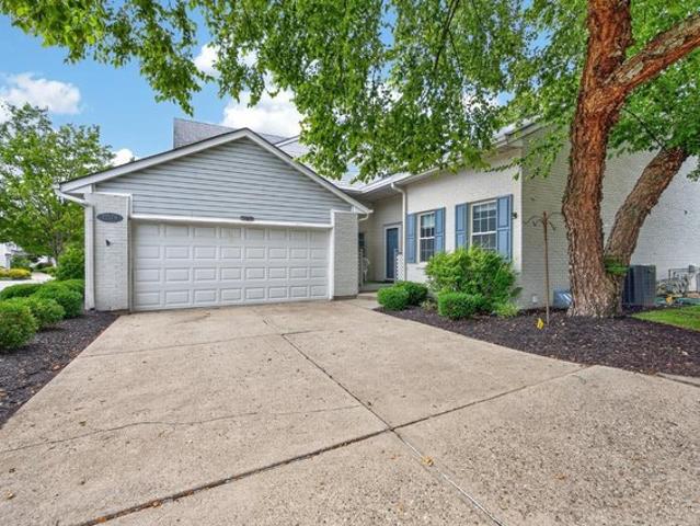 12178 Peak Dr, Cincinnati, OH 45246