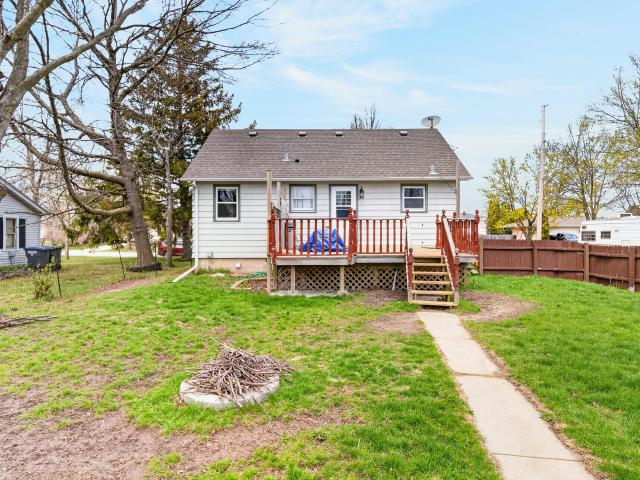 1217 MacArthur Ave
