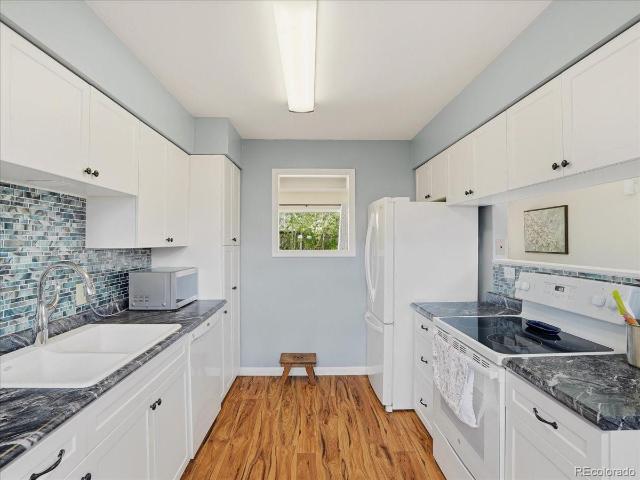 1217 N Highway 287