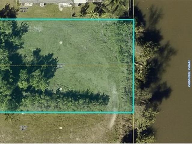 1217 NE 13th Pl, Cape Coral, FL 33909